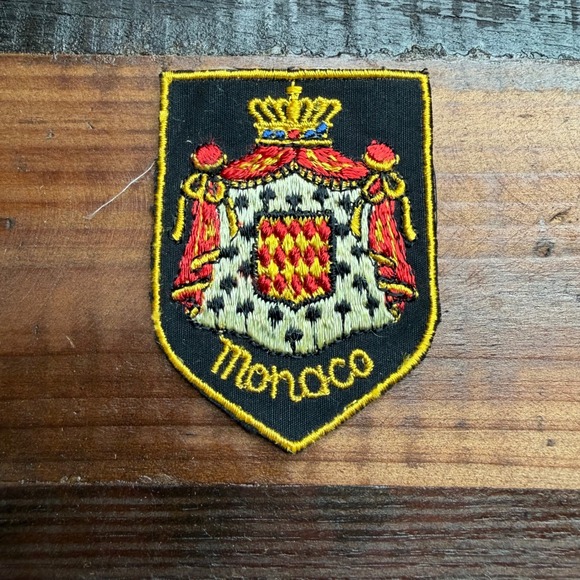 Art | Monaco Embroidered Patch Crown Coat Of Arms Souvenir Applique 6s ...
